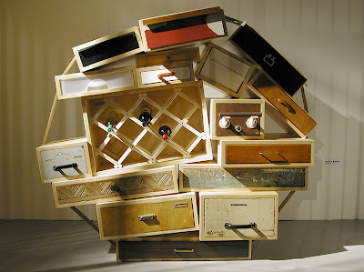 Tomas & Jones: Down with Droog Drawers