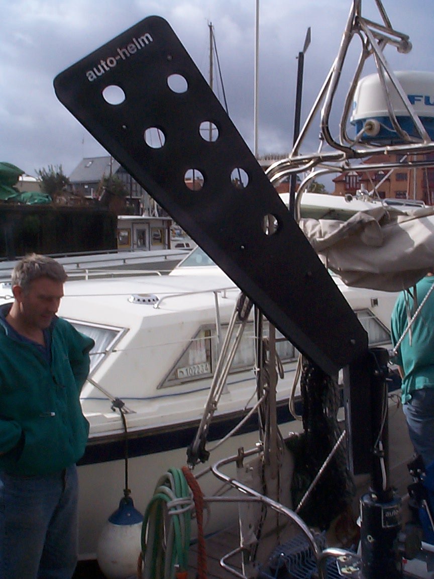 girl in a gale: CVane self made wind-vane self steering