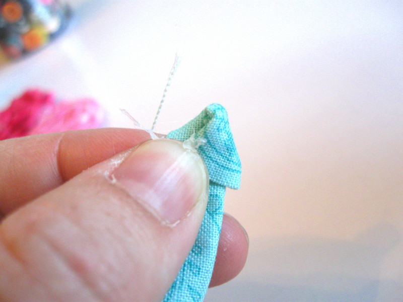 Rosey Corner Creations: Twisted Fabric Flower Tutorial