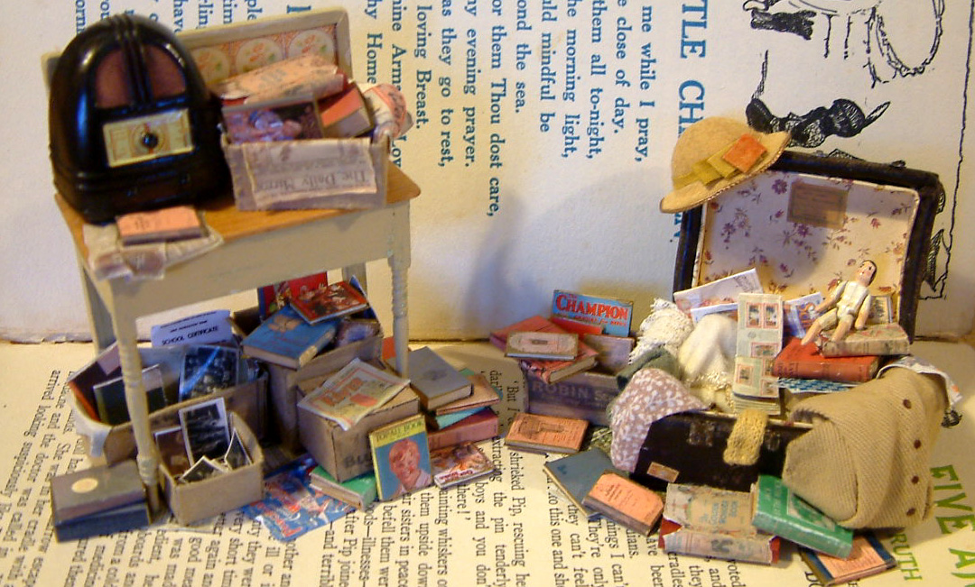 KT Miniatures Journal: A Bit Of Old Junk...Of The Miniature Kind!