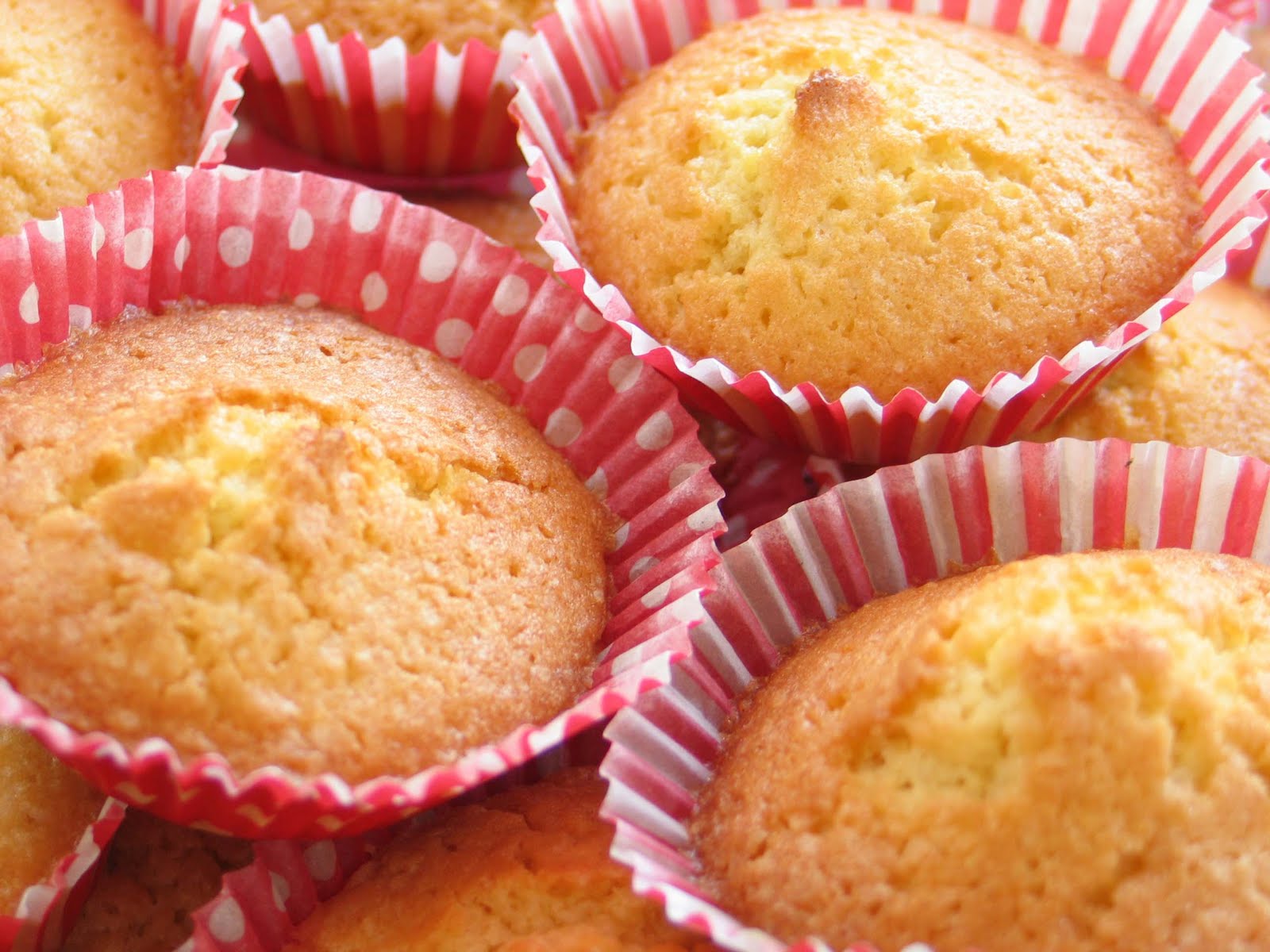 Beauty&Nails by Kjenta: Kleine cakejes bakken