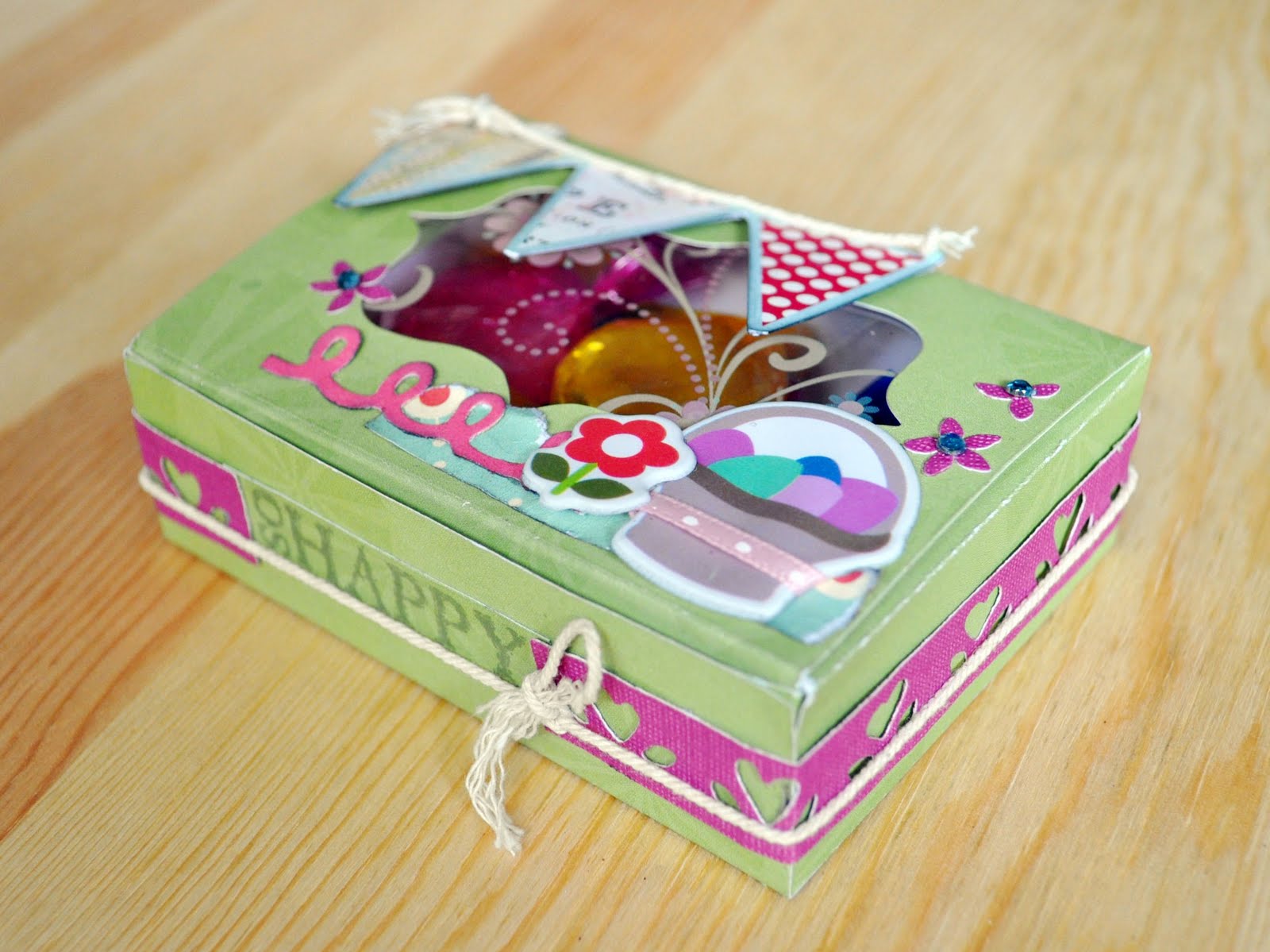 Spring gift box