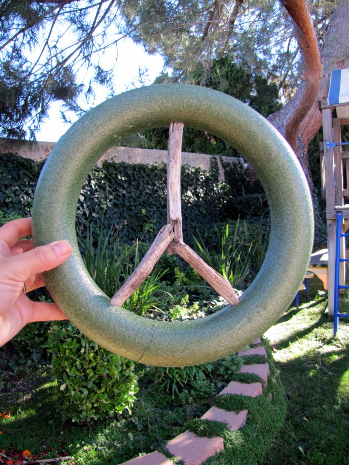 Drift Wood Peace Sign Tutorial - craft - Little Miss Momma
