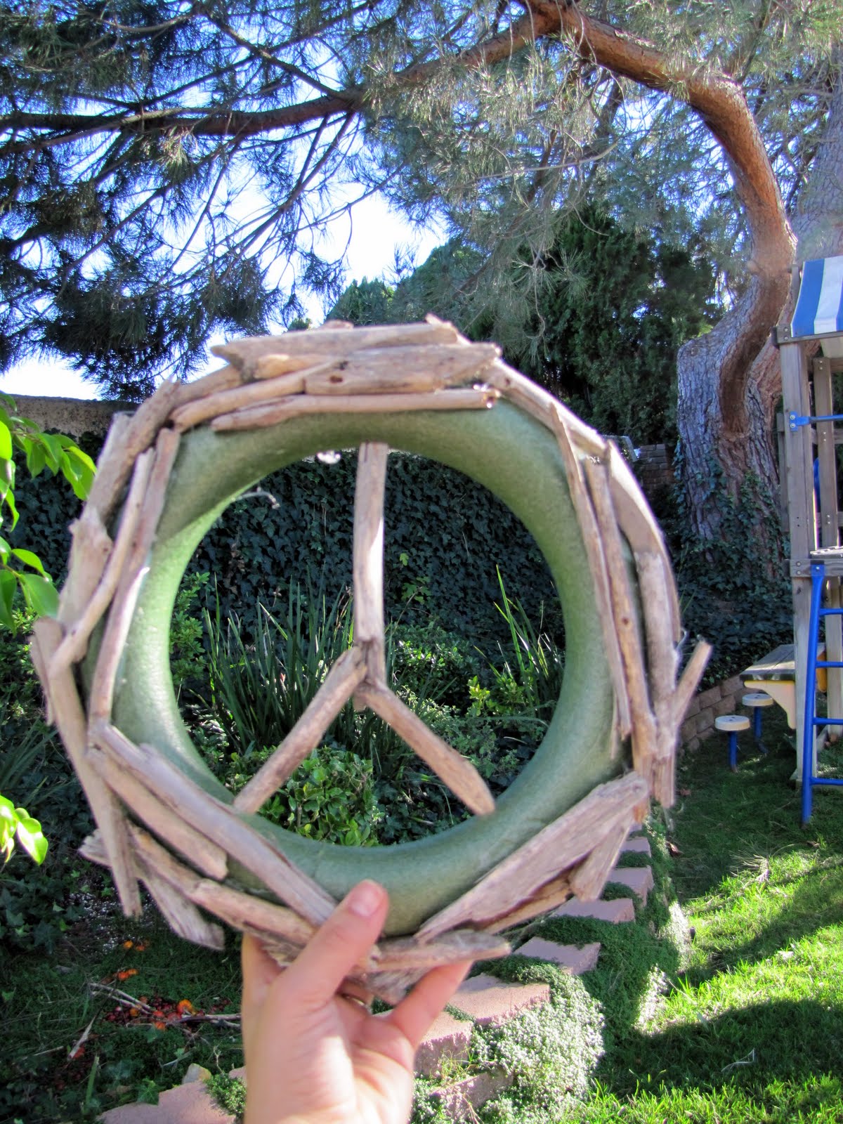 Drift Wood Peace Sign Tutorial - craft - Little Miss Momma