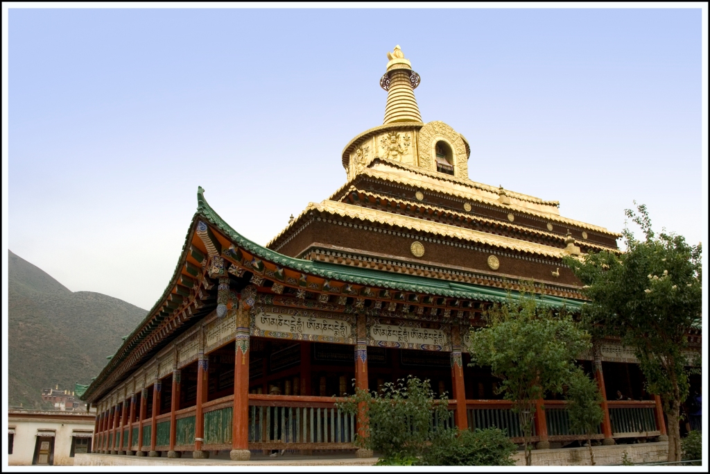 SIBISNUS: (CHINA) CAMINO DEL TIBET: LABRAN