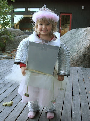 nonchalant mom: HomeMade Halloween Costumes!!