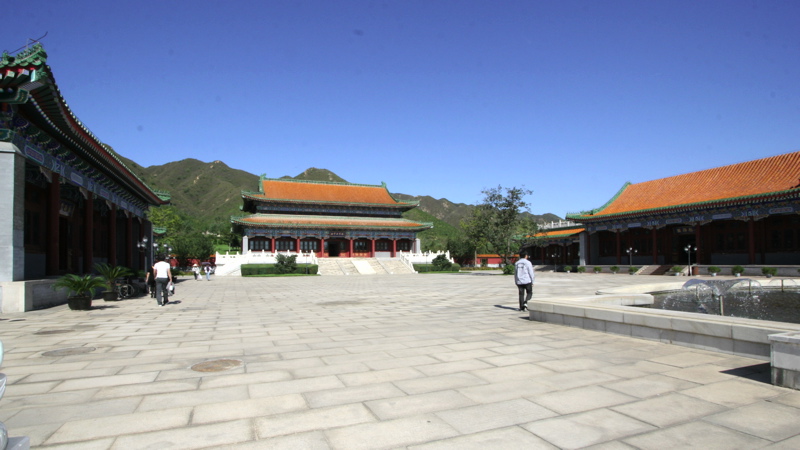 BeijingMan: Chinese Cemetery