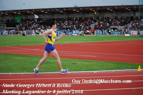 Marchons.com le blog: Stade d'athlétisme Georges Hébert à Reims