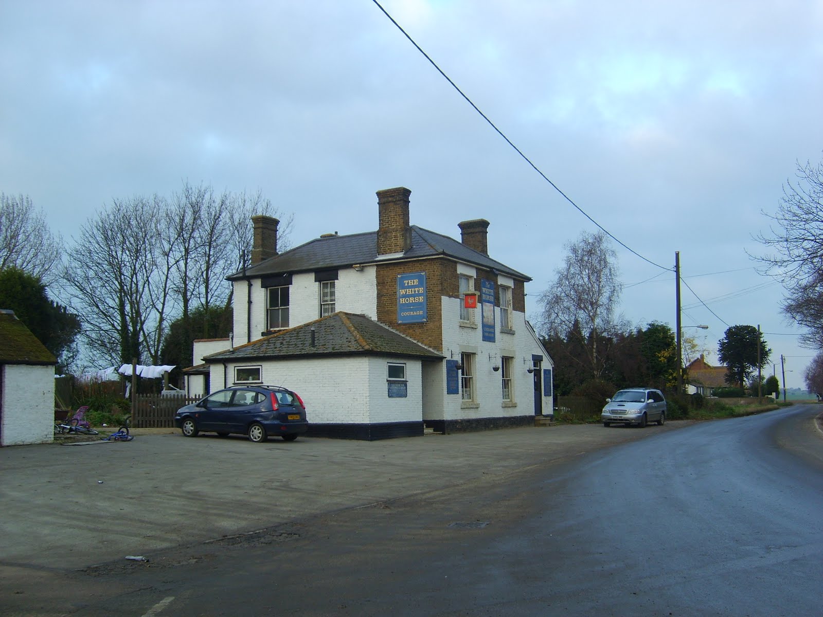 Notes from Kent's Hoo Peninsula: The White Horse, Upper Stoke