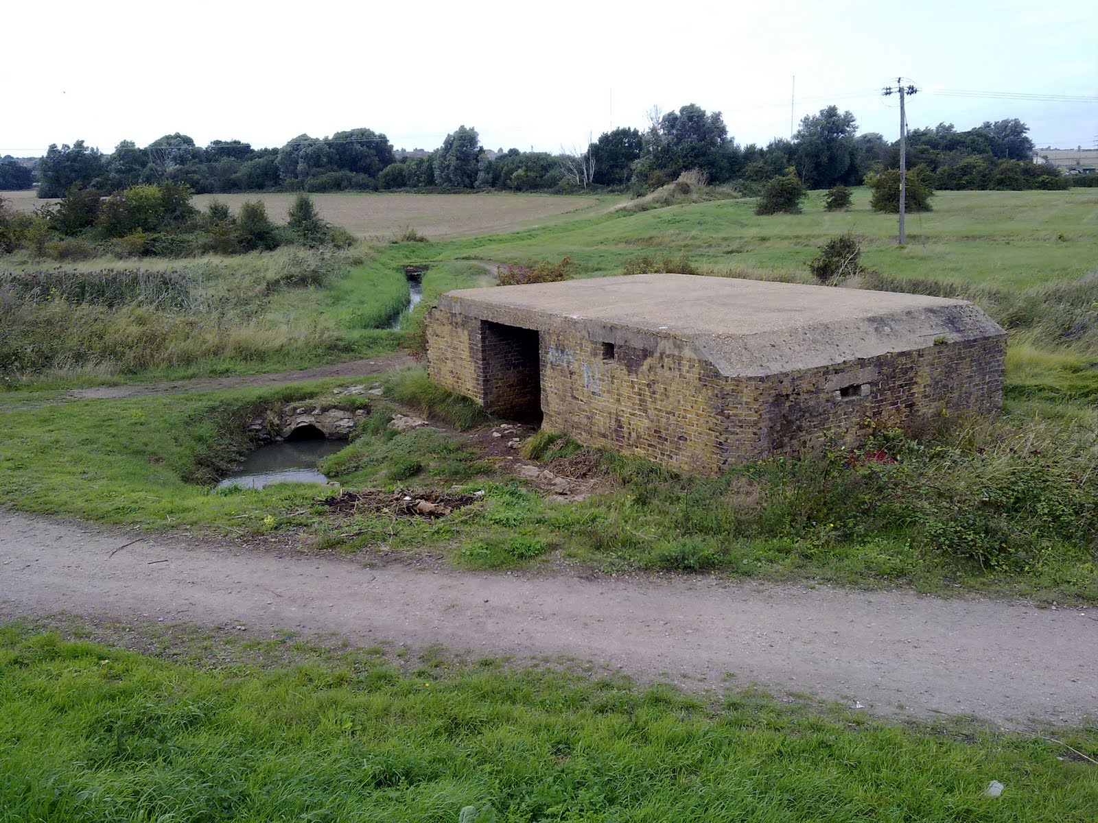 Notes from Kent's Hoo Peninsula: Saxon Shore Way, Hoo St. Werburgh