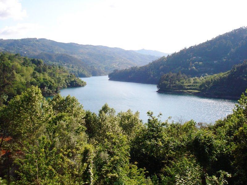To Visit Portugal: Visit the Cavado River - Land Bouro
