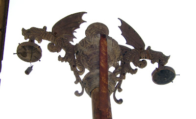 Terrell Texas Daily Photo: Terrell Gargoyle Lamp post