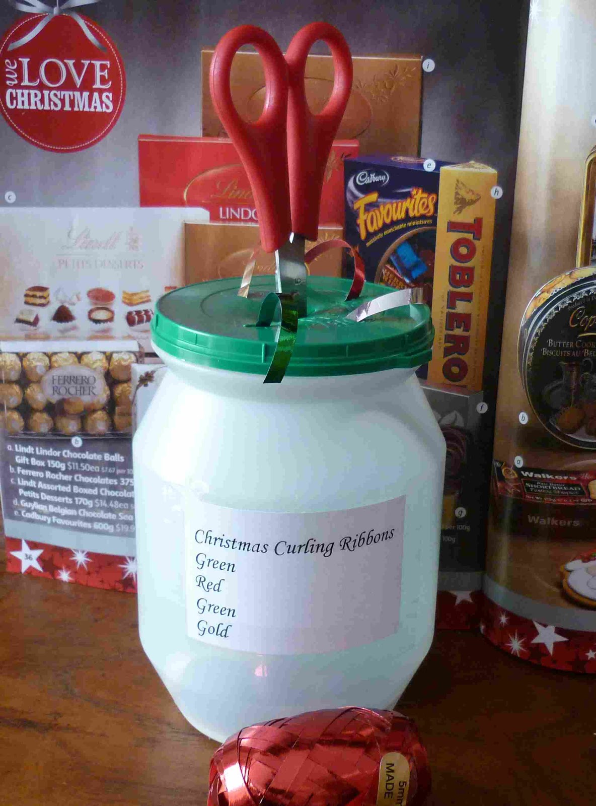 Simpleliving: Make A Curling Ribbon Caddy