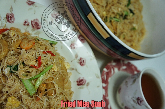 HomeKreation - Kitchen Corner: Fried Mee Suah