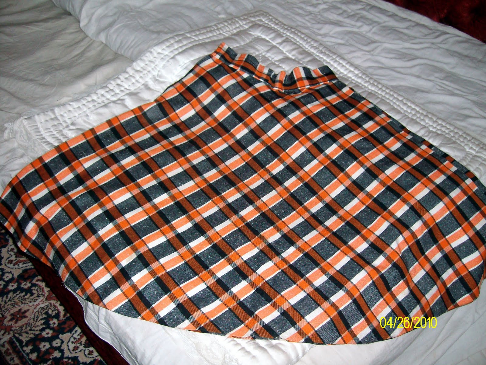 Scrinul Negru: Fusta ecosez