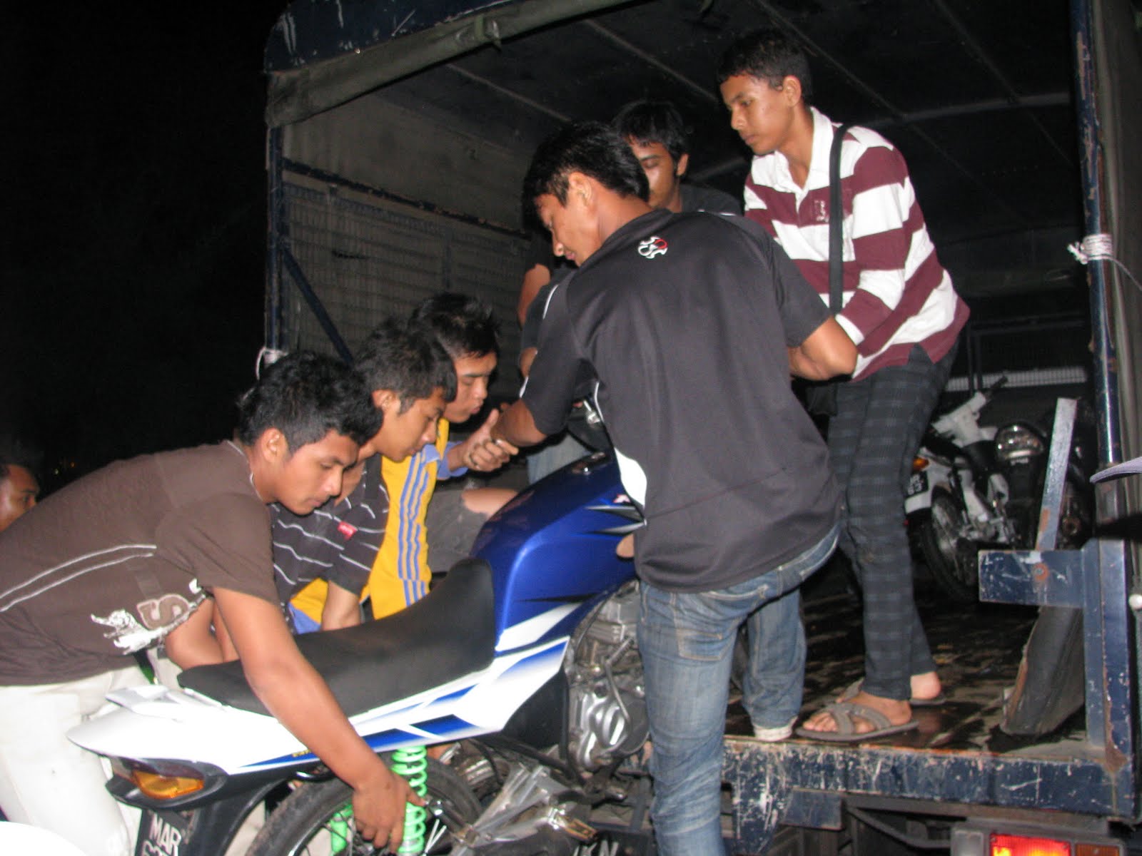 WARCANA RELA BACHANG: Aktiviti Operasi Benteras Samseng Jalan Raya IPD ...