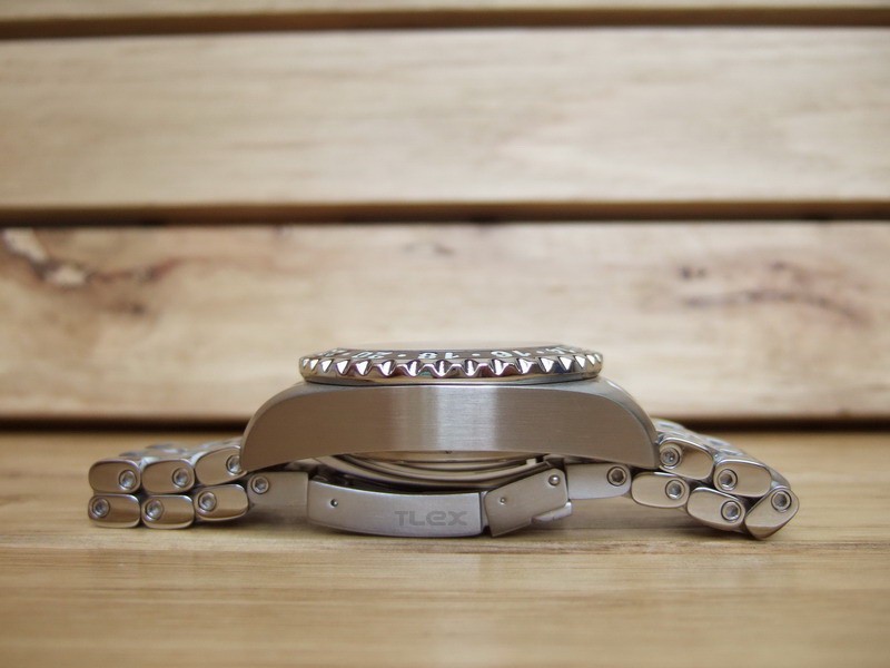 OceanicTime: AZIMUTH Xetreme-1 Sea-Hum GMT & 3TZ (prototypes)