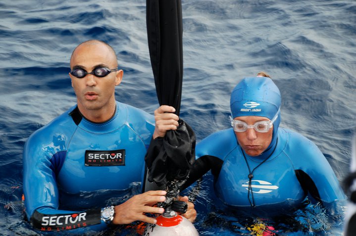 OceanicTime: SECTOR Shark Master 1000m & Patrick Musimu