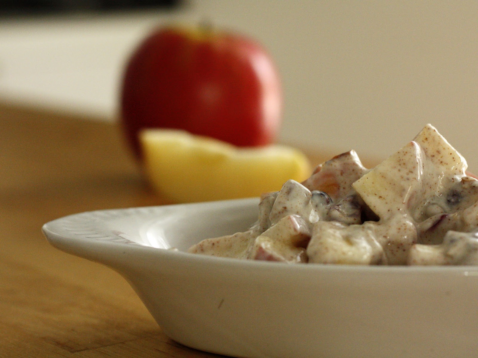 A Crafty Lass: Yogurt Apple Salad