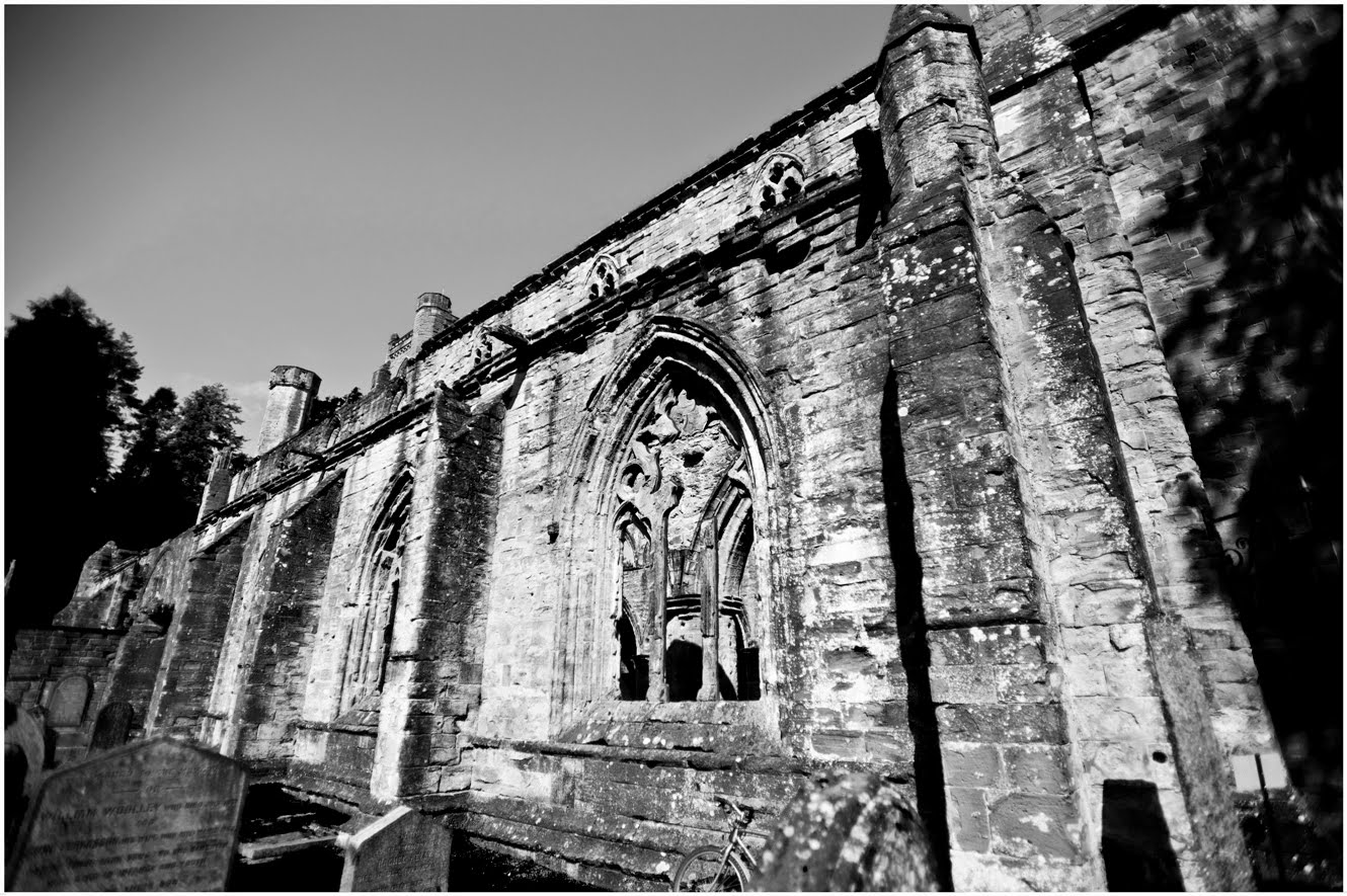 Ancient Digger Archaeology: Photography of Dunkeld Cathedral in Scotland