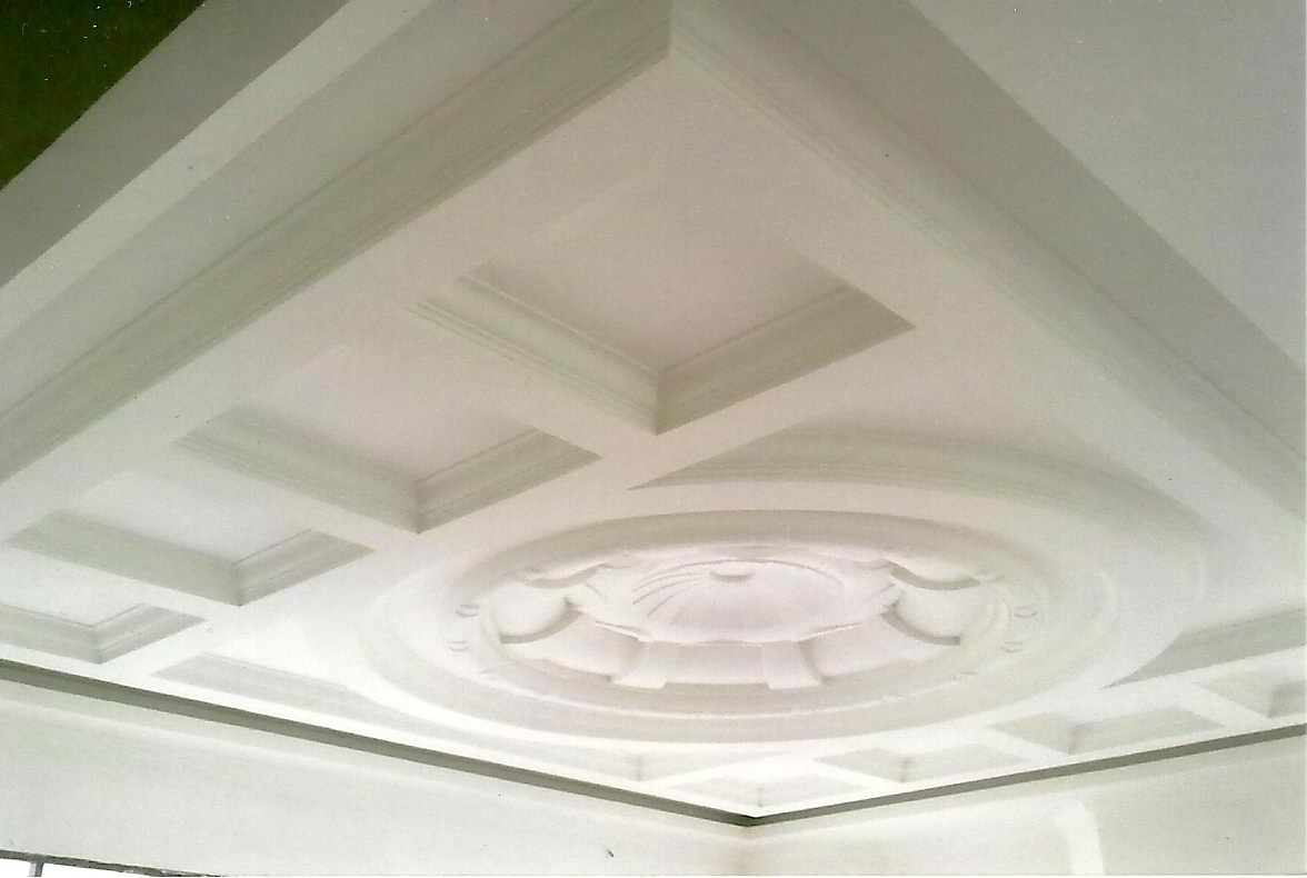 DOUBLE H PLASTER CEILING: siling kapur + ct wood