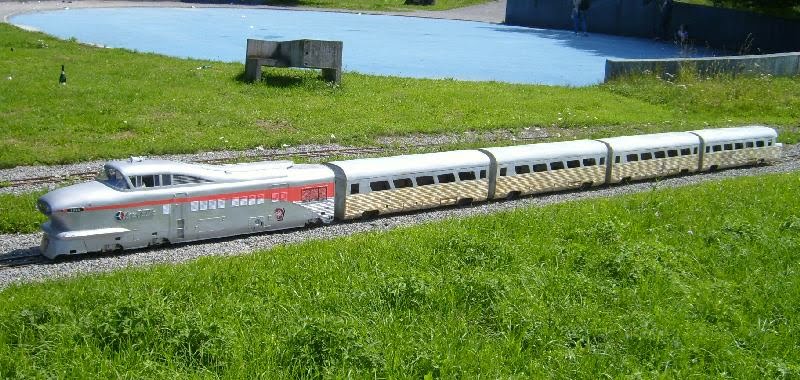 large-scale diesel models: project: Aerotrain in 1/8