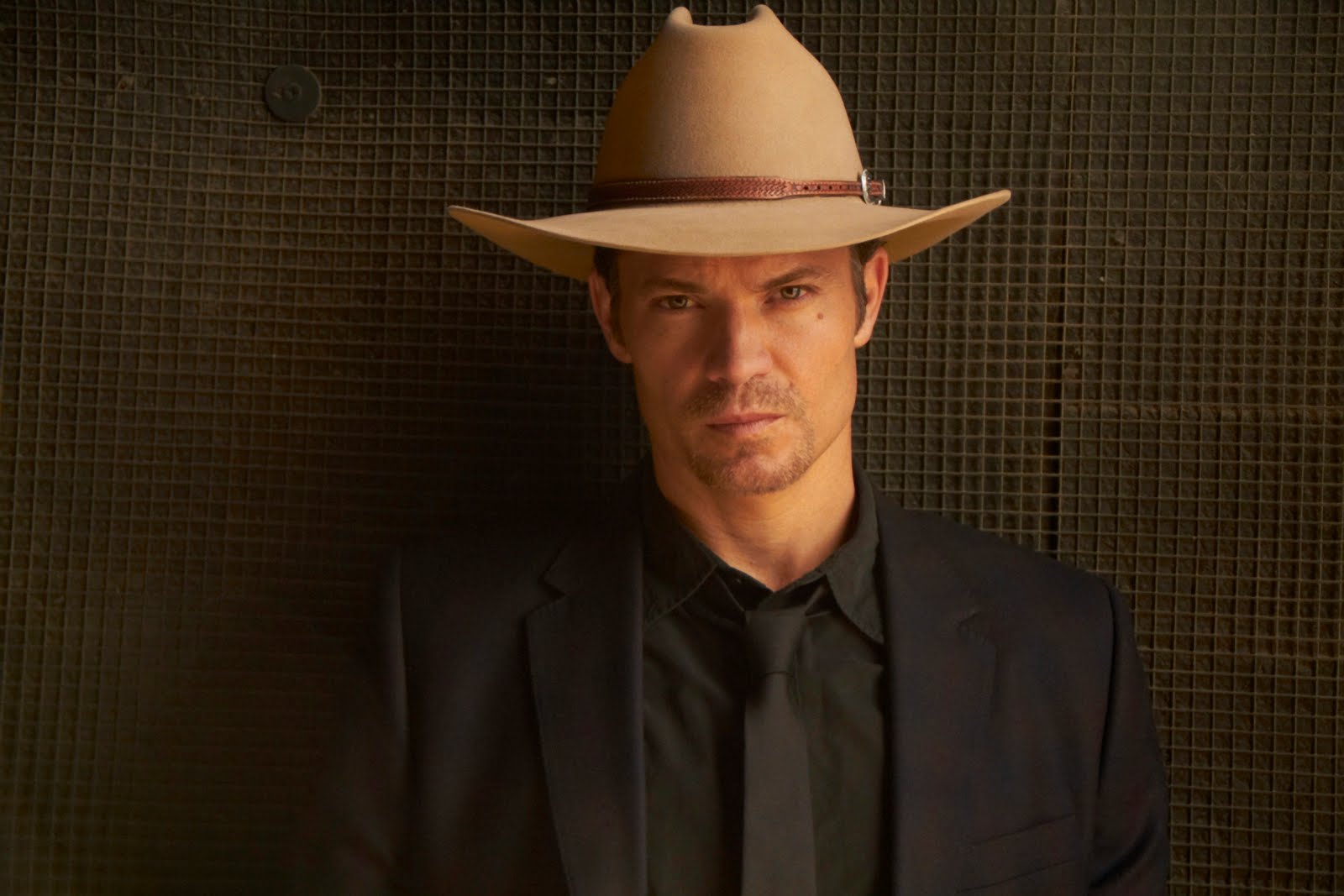 aboutnicigiri: Raylan Givens