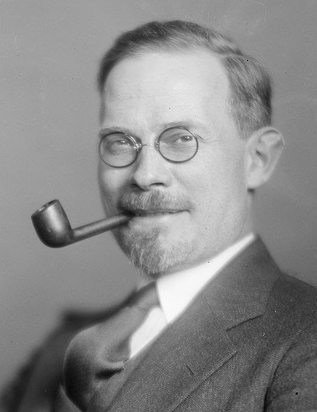 Famous Pipe Smokers: Theodore Maynard