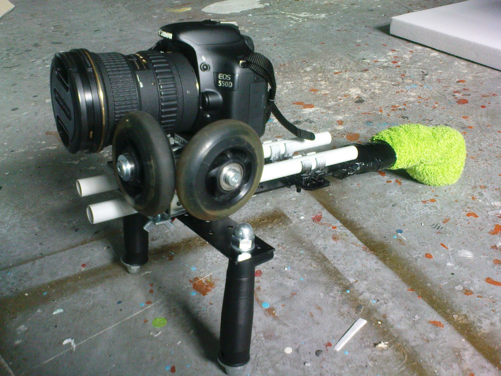 BRVR: diy follow focus and shoulder rig