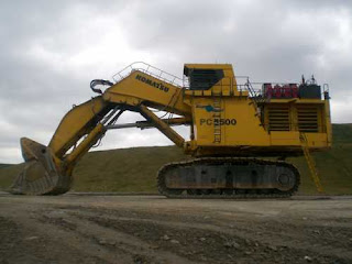 2009 2010 Cars and Computer Reviews: Komatsu PC 5500 Hydraulic Shovels ...