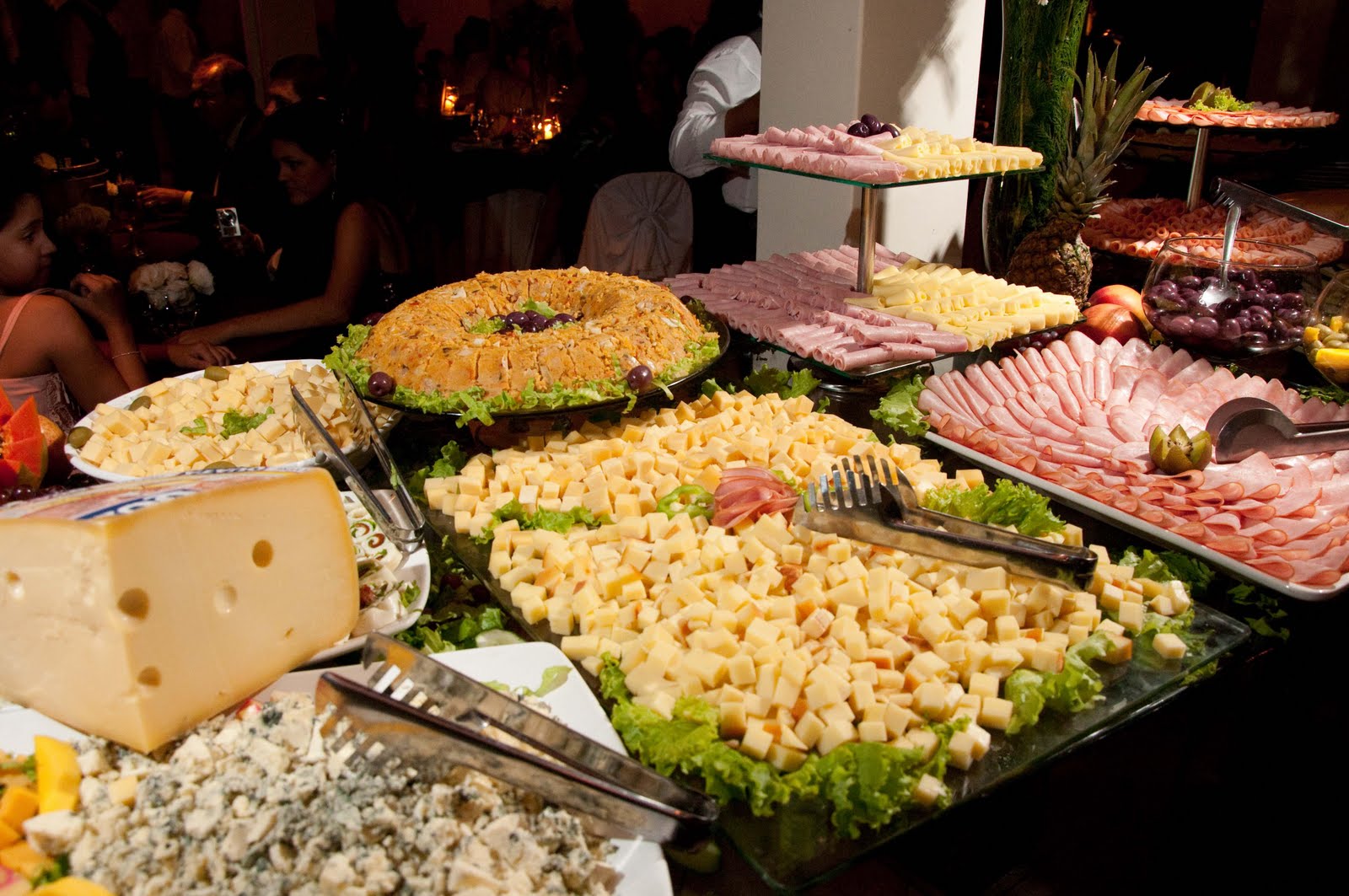 Buffet do Newton: Fotos da Mesa de Frios Casamento em Ibitinga