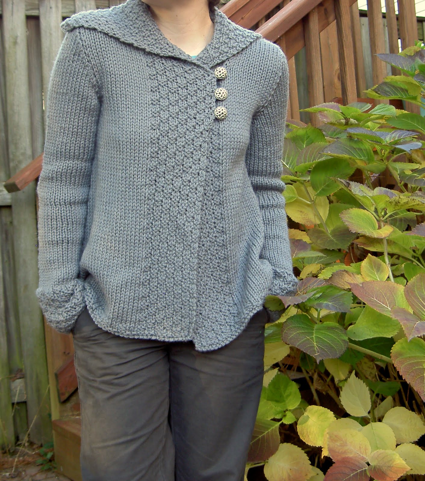 Ranger Sarah: Finished: DROPS Cardigan