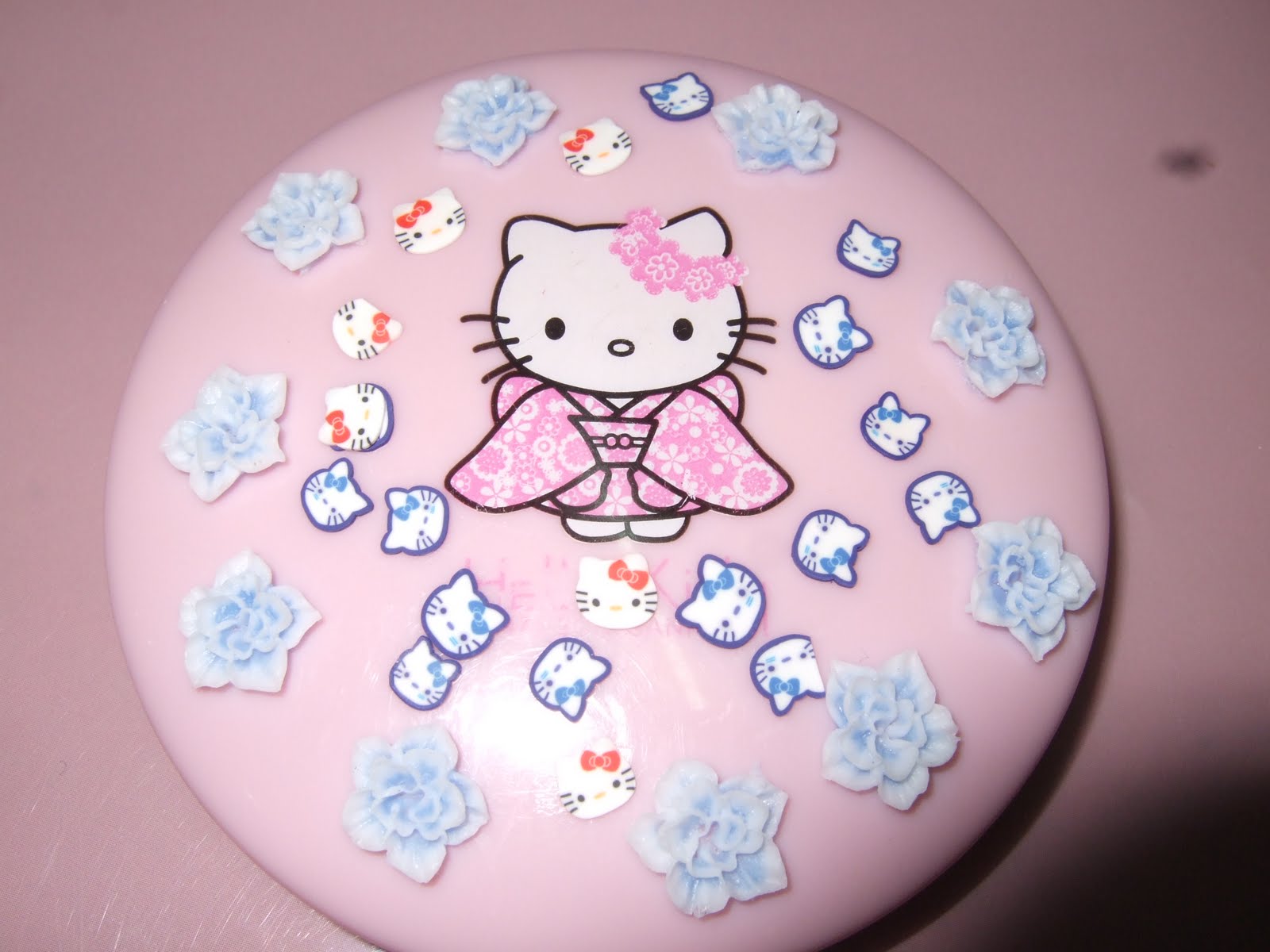 laneigecouture: Hello kitty Fimo clay