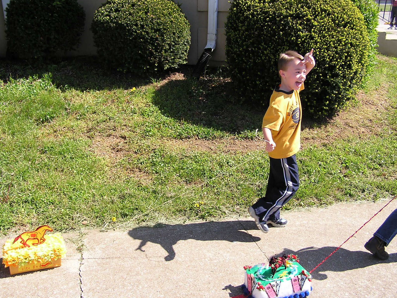 amazing mae: stick horses, floats, and other derby fun with kids! oh ...