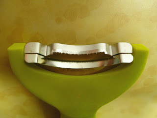 Cookistry: Gadgets: Kuhn Rikon Corn Zipper