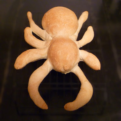Cookistry: Sourdough Spider-Shaped Bread