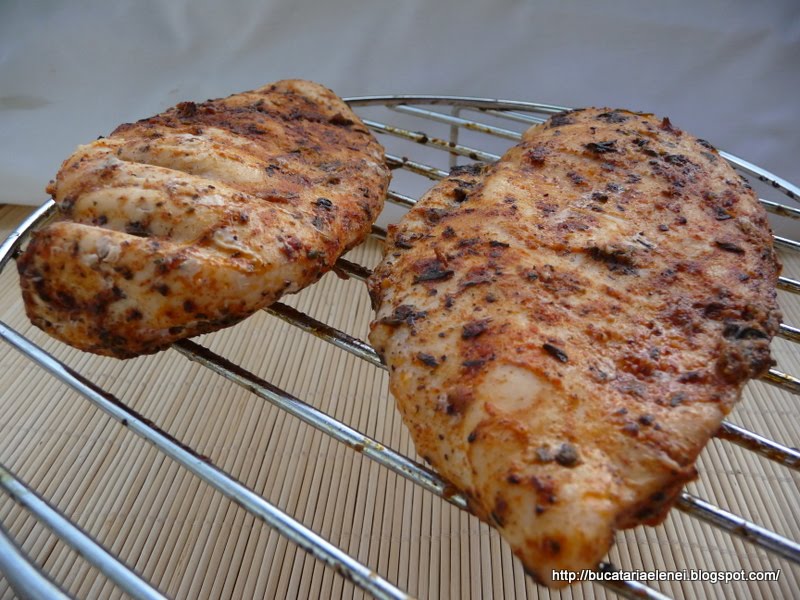 Bucataria Elenei: Piept de pui afumat