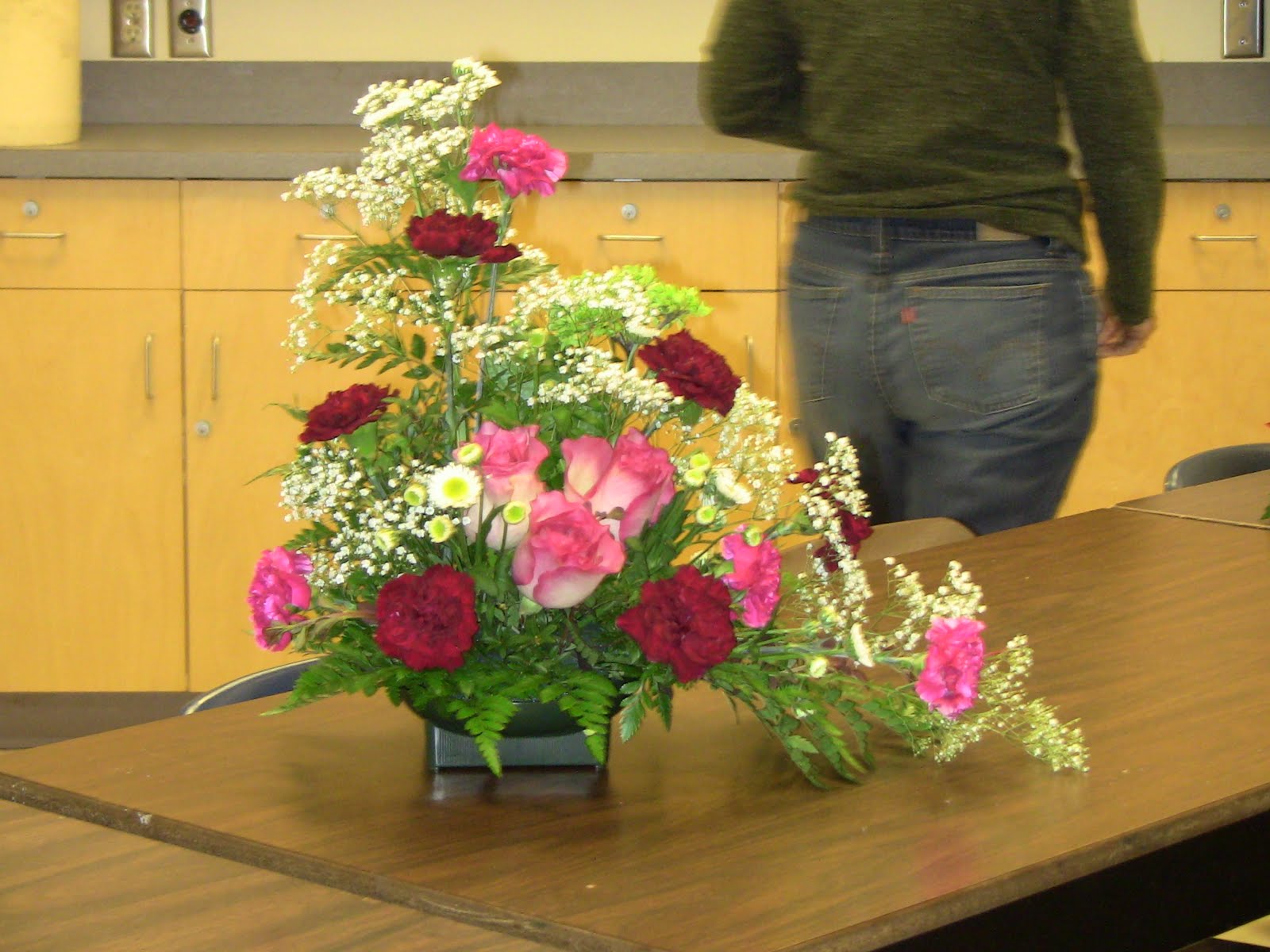 Floral Design: L-Pattern Arrangement