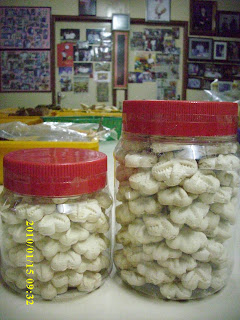 Baba Charlie Nyonya Cake