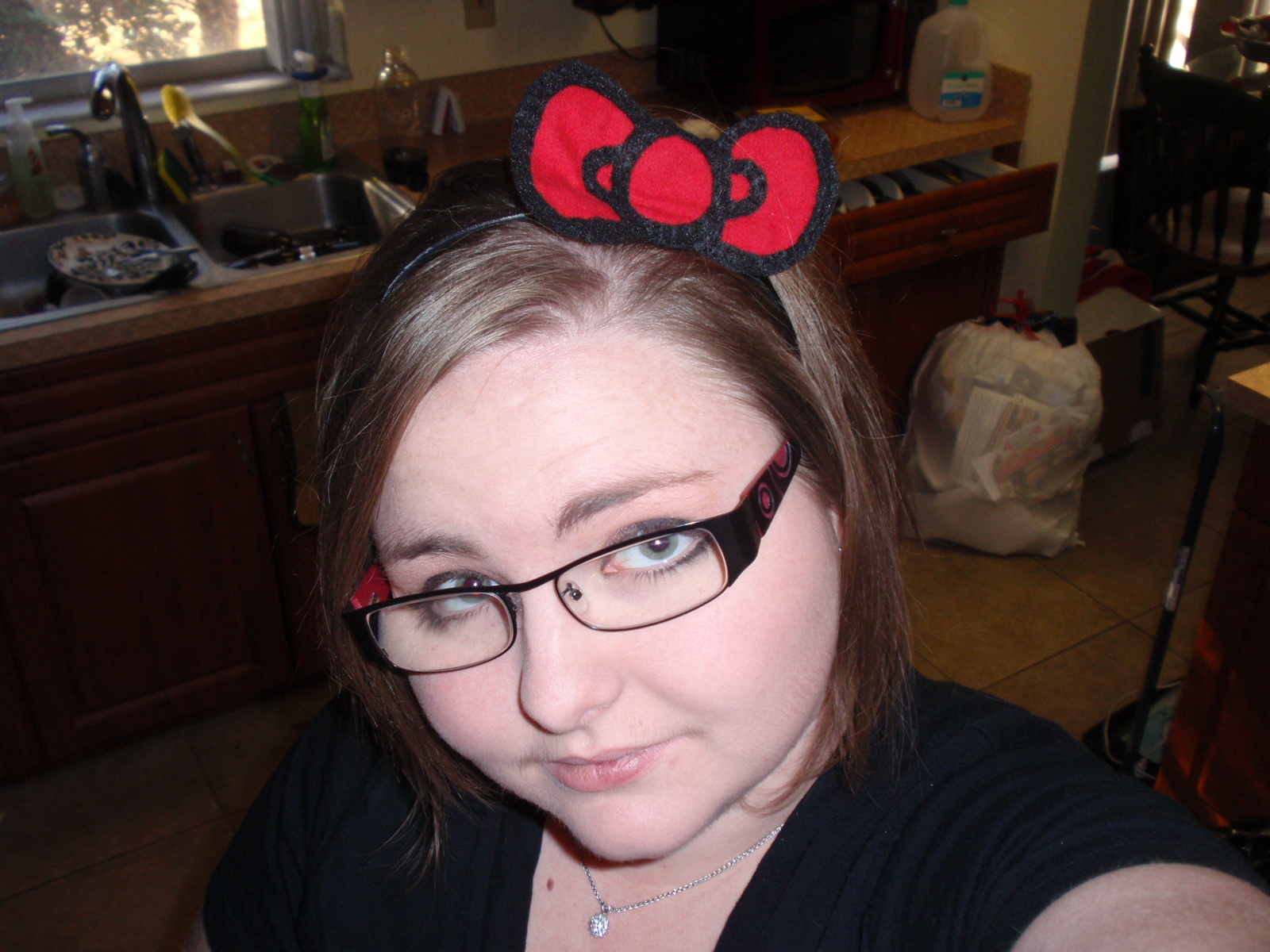 Finally LuLu: Hello Kitty Bow Tutorial and Giveaway