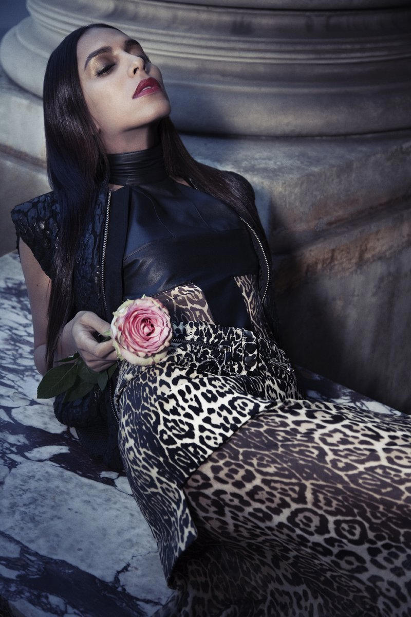 A PRETTY LIFE: Transsexual model Lea T