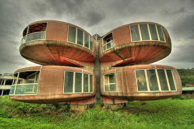 fun n fun: UFO House: Scary Alien Architecture - Taiwan