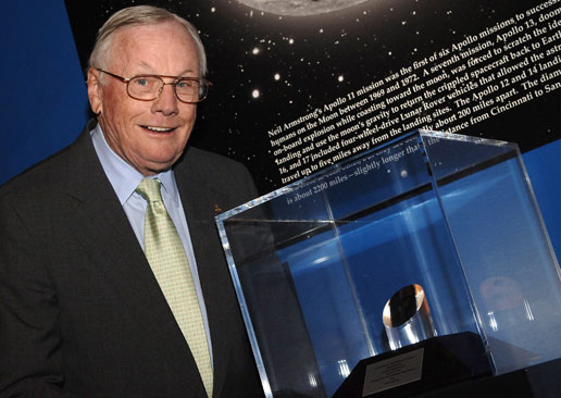 Il Disinformatico: Buon compleanno, Neil Armstrong! [UPD 2010/08/08]