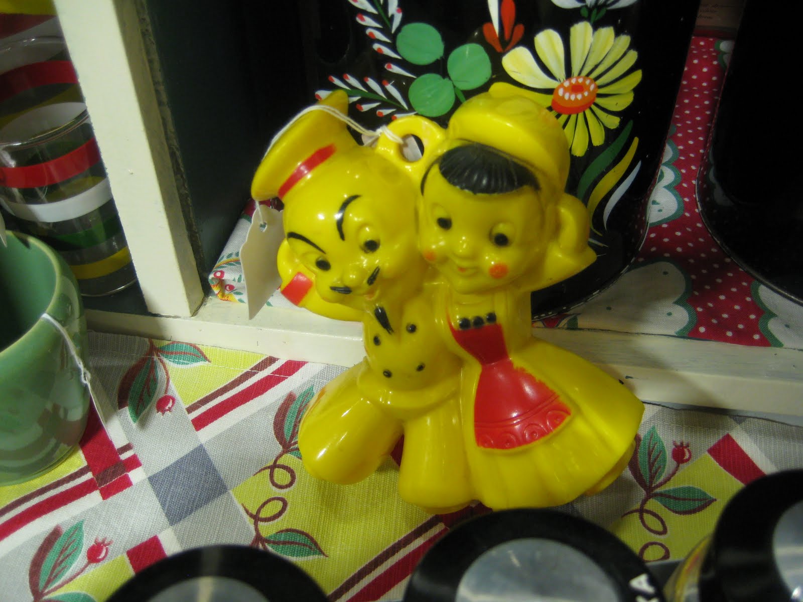 C. Dianne Zweig - Kitsch 'n Stuff: What's Hot In Kitchen Collectibles ...