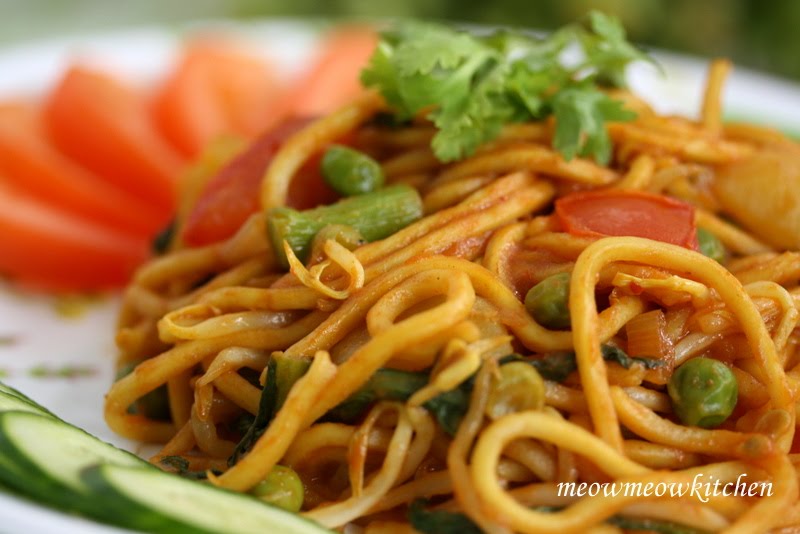 Meow Meow Kitchen: Vegetarian Mee Goreng...Again