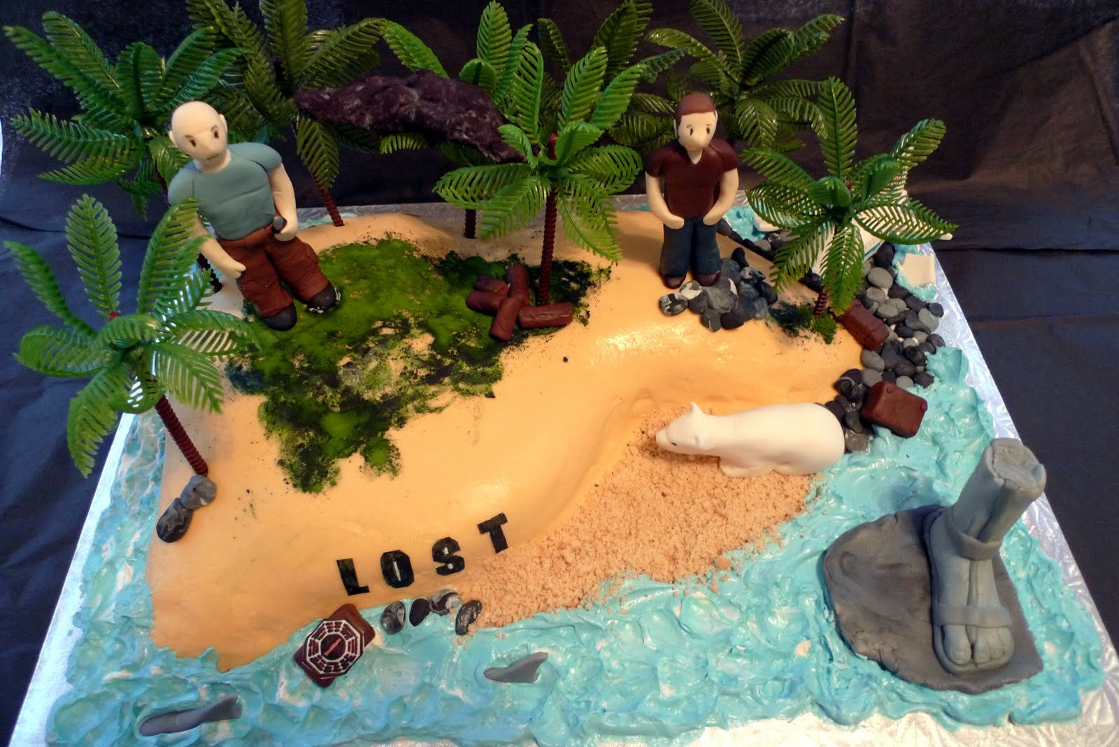 Cakebee: Destiny calls for a LOST cake...