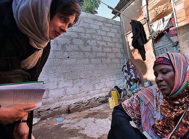 HIJAS DEL DELIRIO: Laura Restrepo presenta " La multitud errante" en México