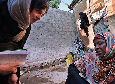 HIJAS DEL DELIRIO: Laura Restrepo presenta " La multitud errante" en México