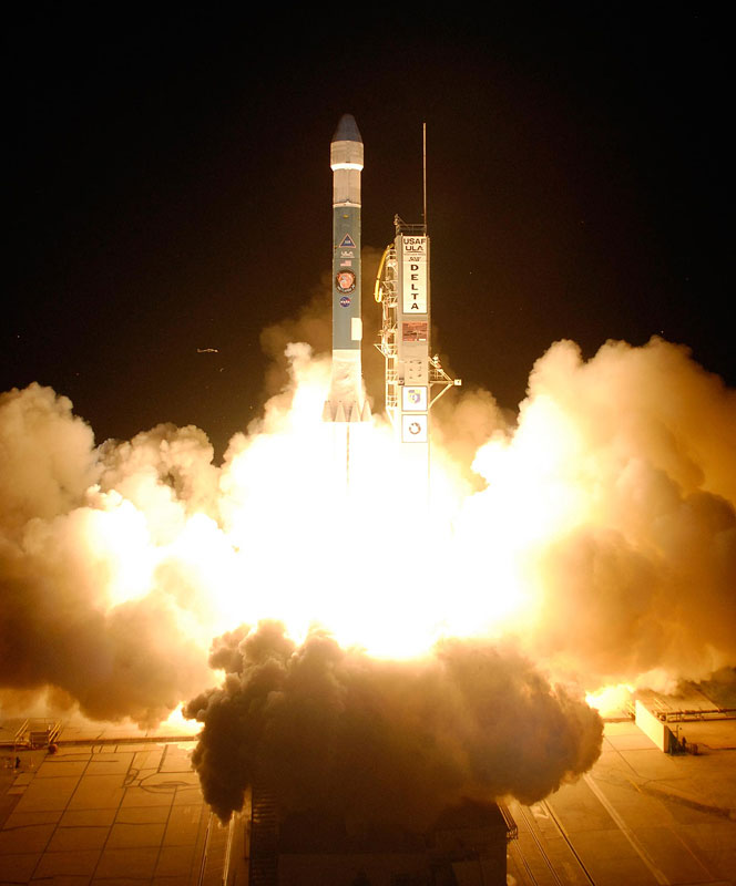 Åkarfrun: Rymdraket