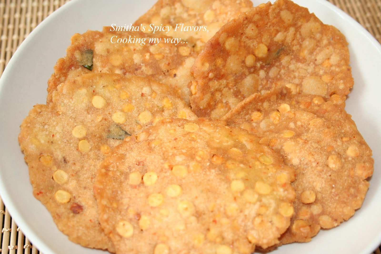 Chekkalu / Spicy and crunchy rice and lentil flats ~ Smitha's Spicy ...